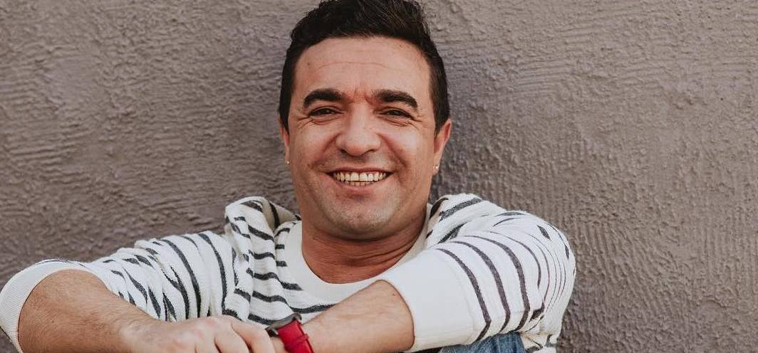 Carnaval da Neve: David Antunes atua hoje no Pavilhão da ANIL